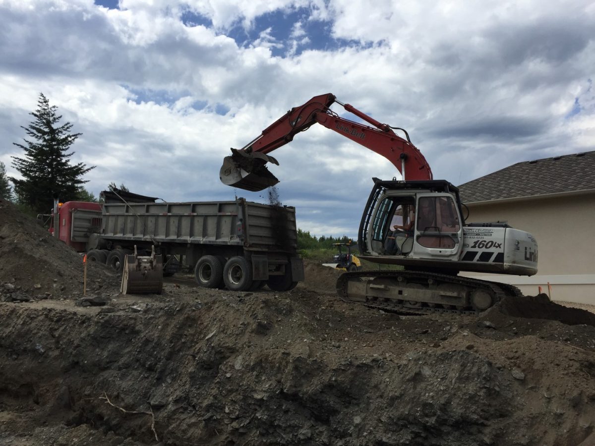 Structural Fill Photos | Amigo Trucking